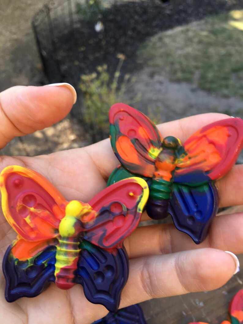 Butterfly Crayons // Large Crayons // Crayon Party Favor // - Etsy