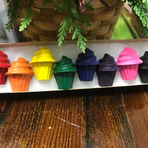 Cupcake Crayons // Kids Crayon Boxes // Birthday Thank You Favors ...
