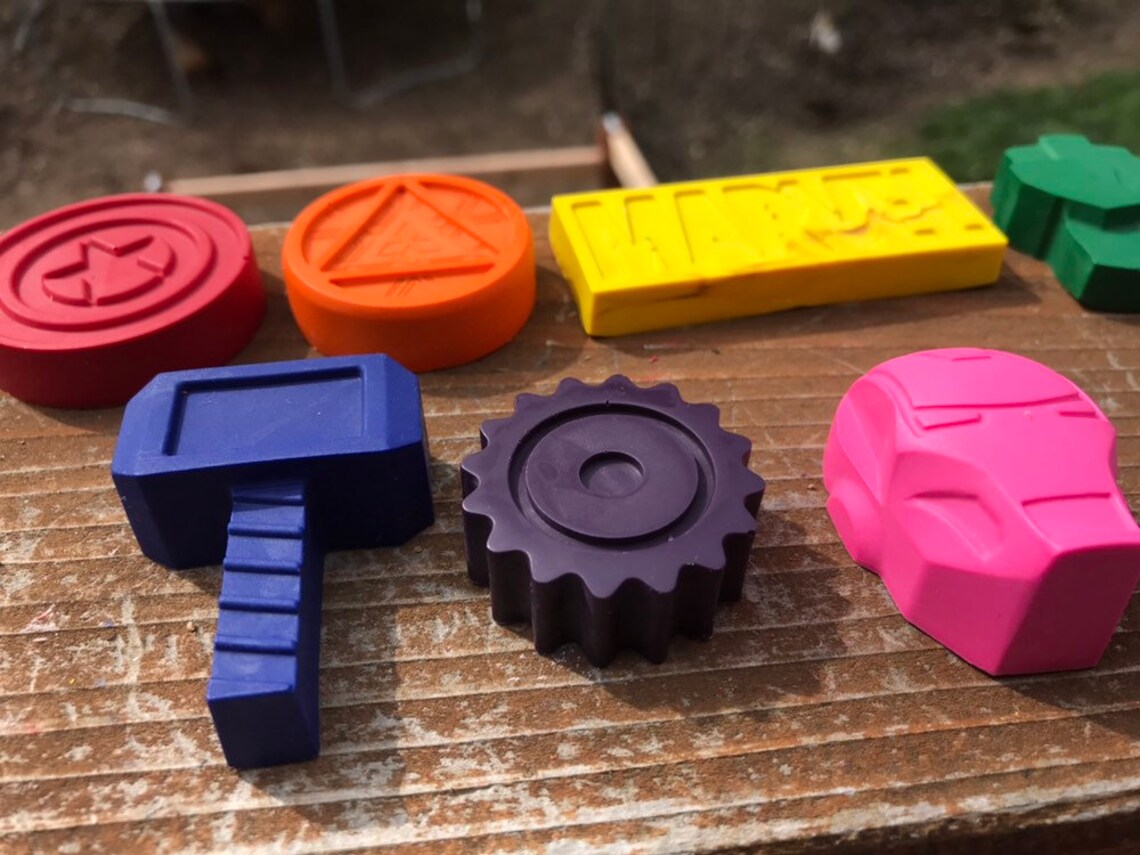 Avenger Crayons // Marvel Crayons // Hulk Crayons // Ironman Crayons ...