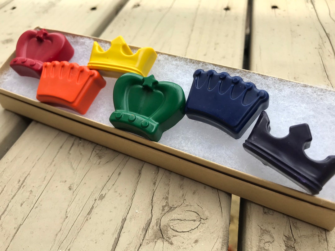 Crown Crayon Box // Crown Gift // Princess Gift // Princess Crayons ...