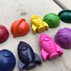 Space Crayons // Astronaut Crayons // Space Coloring // Astronaut ...