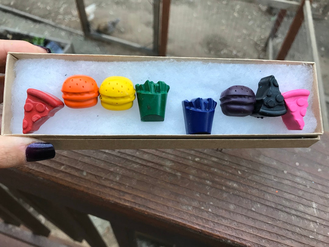 Food Crayons // Burger Crayon // Pizza Crayons // Pizza Party Favor ...