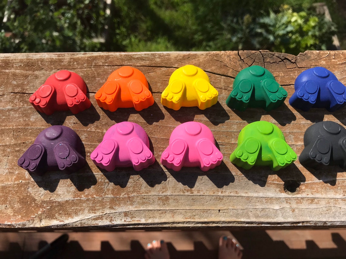 Bunny PARTY FAVORS // Bunny Rabbit Crayon // Easter Rabbit // | Etsy