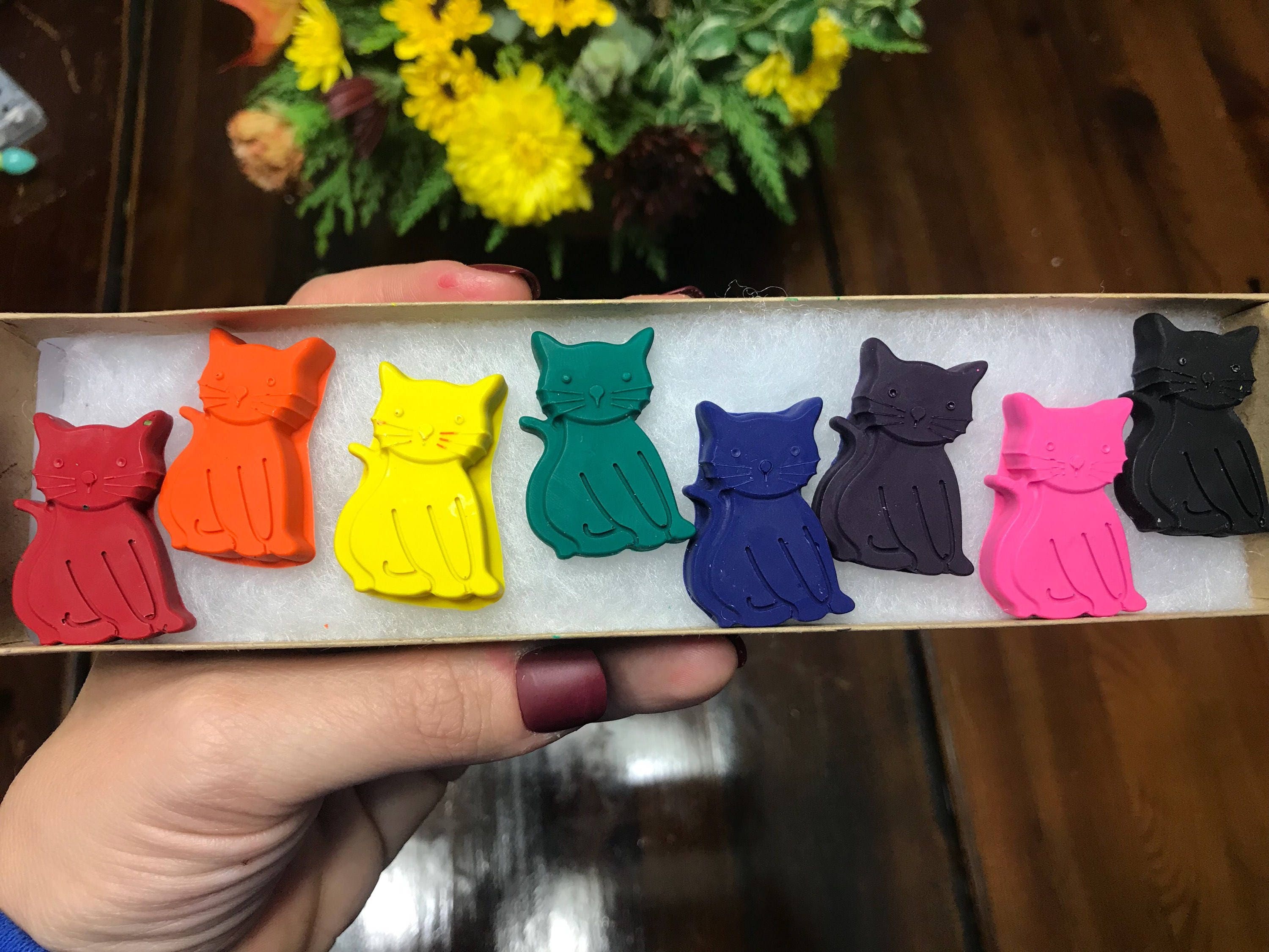Cat Crayon Box // Toddler Gift Idea // Kitty Crayons // Cat - Etsy