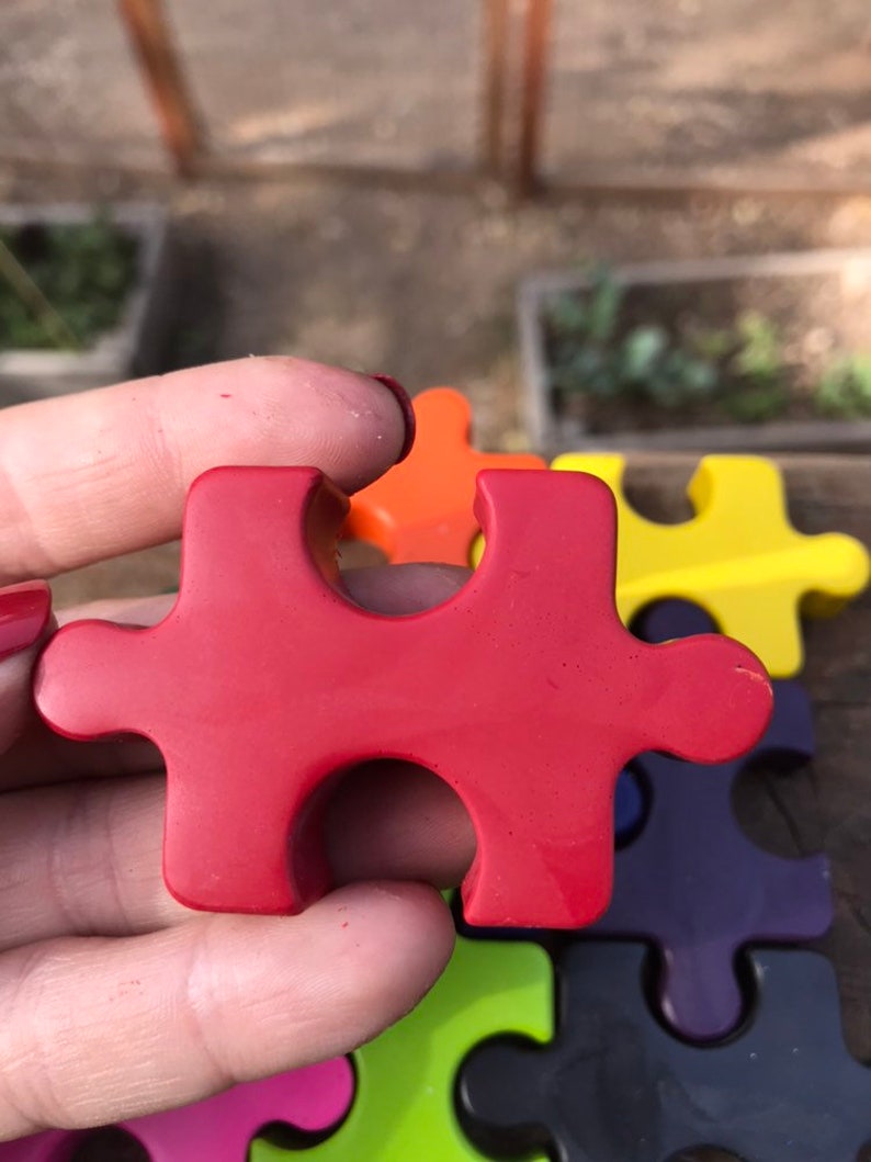 Puzzle Crayons // Puzzle Party Favors // Puzzle Favors // Autism ...