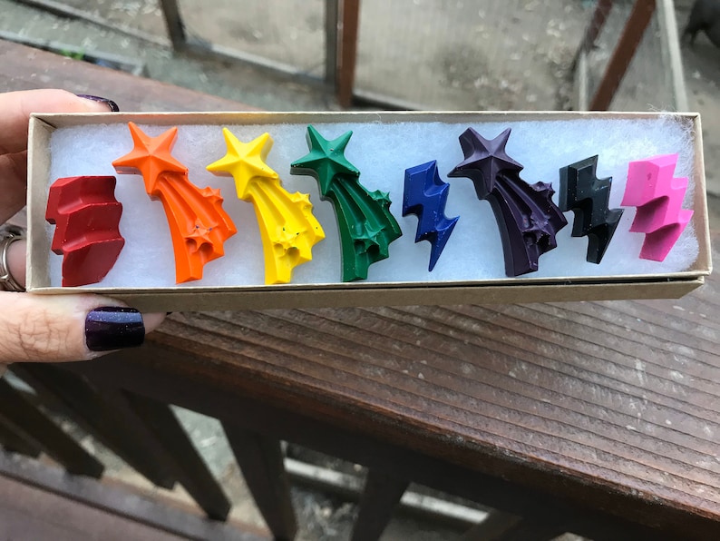 Shooting Star Crayon Box // Lightning Crayons // Star Crayons - Etsy