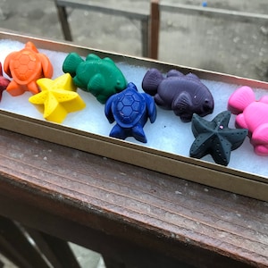 Under the Sea Crayons // Kids Gift Ideas // Under the Sea Party Favor ...