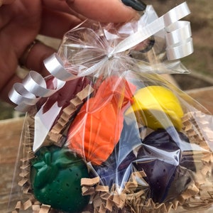 Fruit Crayons // Fruit Party Favors // Crayon Party Favors // Fruit ...