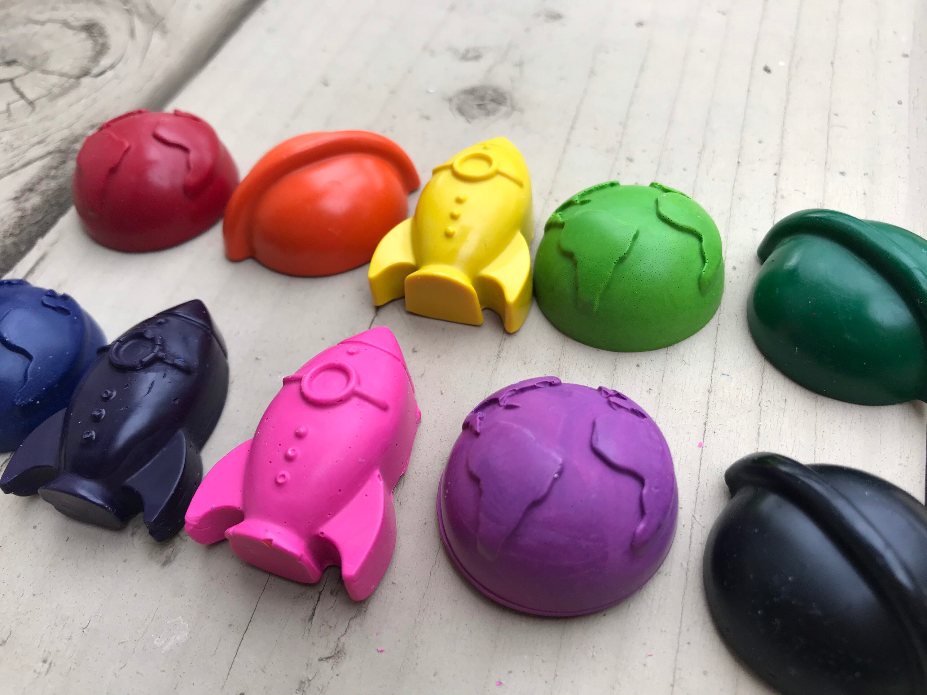 Space Crayons // Astronaut Crayons // Space Coloring // - Etsy