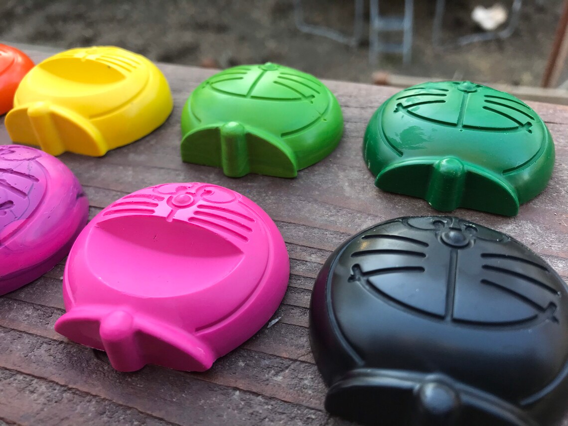 Doraemon Crayons // Doraemon Party Favors // Doraemon Birthday | Etsy