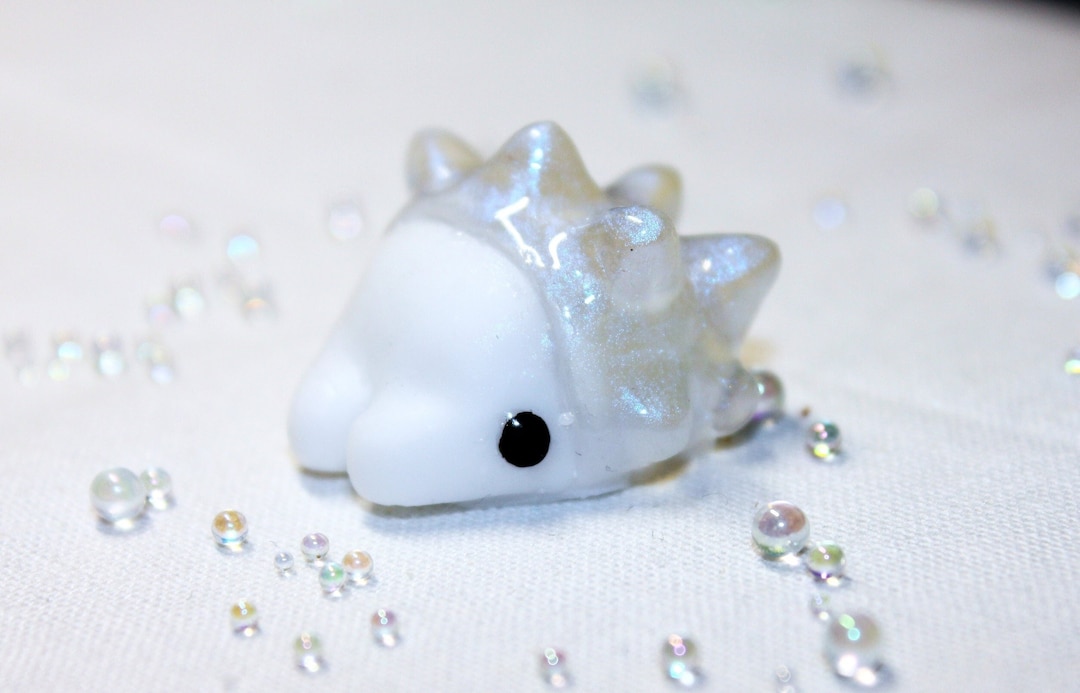 Snom Resin 3D Figurine - Etsy