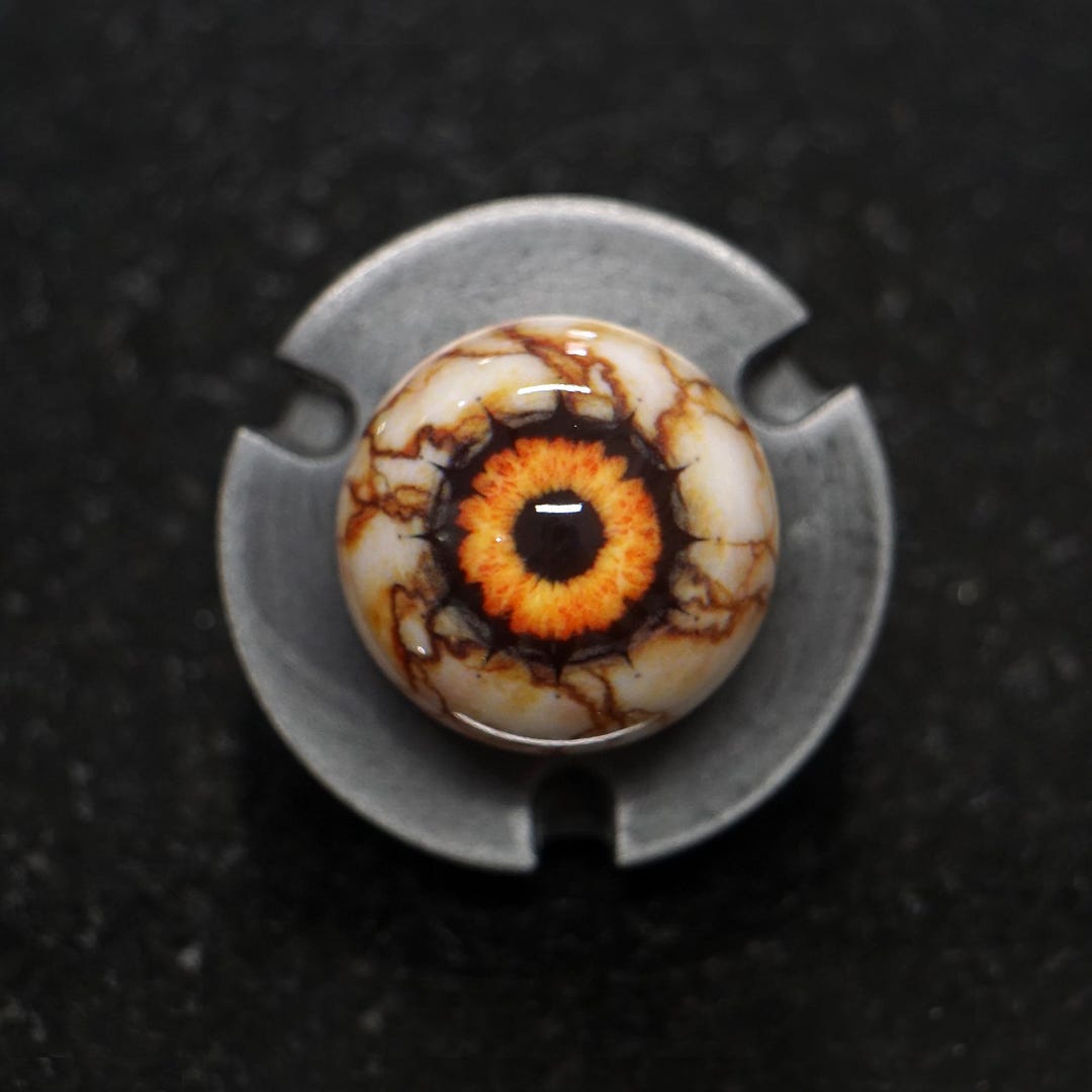 Lurtz - Realistic Resin Lord of the Rings Eyeball – Fake Acrylic Eyes ...