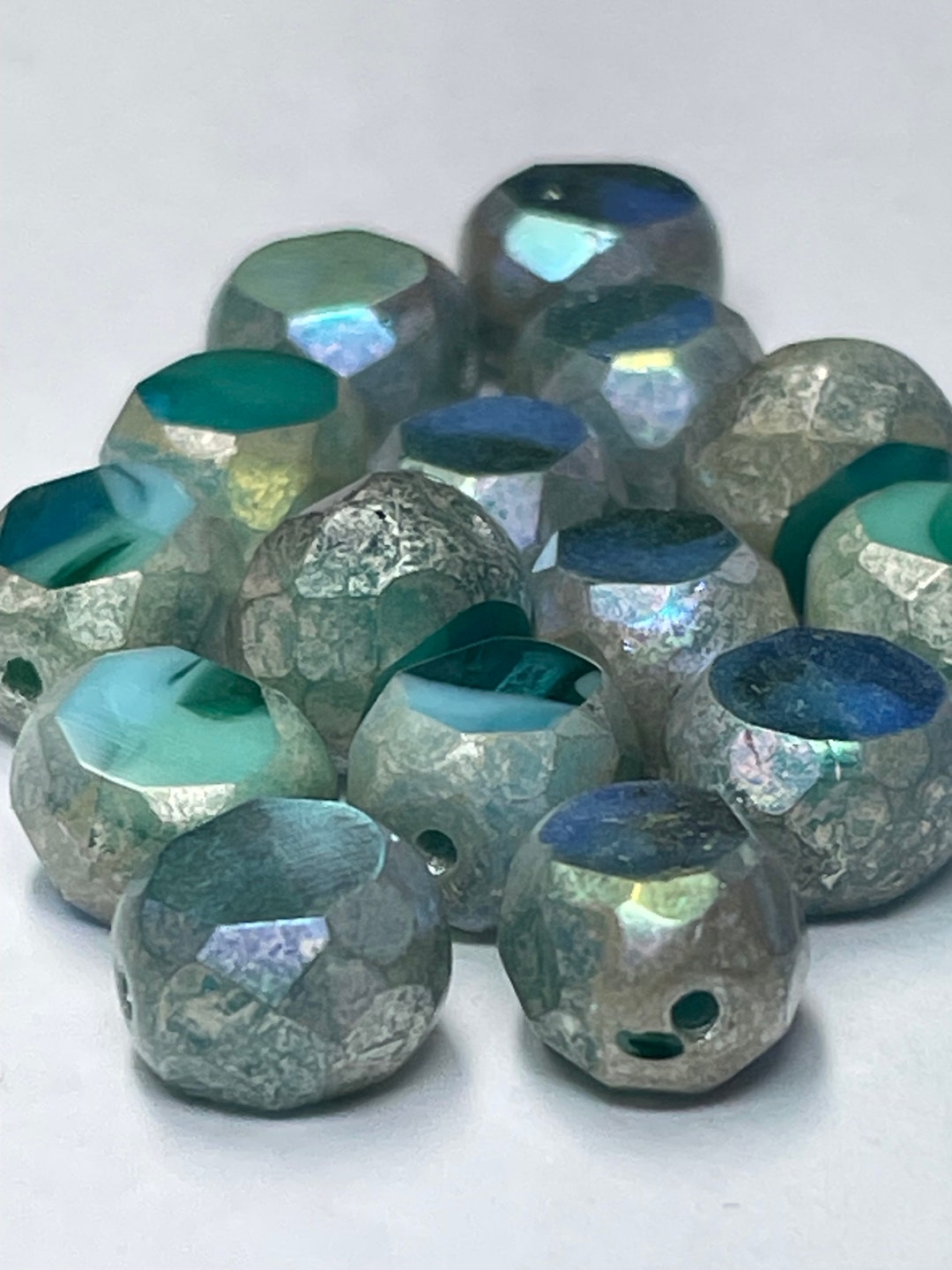 Dual Faceted Round Czech Glass Shapes, 8mm, 15 Beads - Etsy