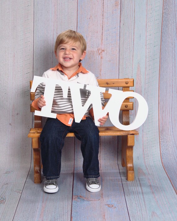 Two Sign Photo Prop 2nd Birthday Sign two in - Etsy