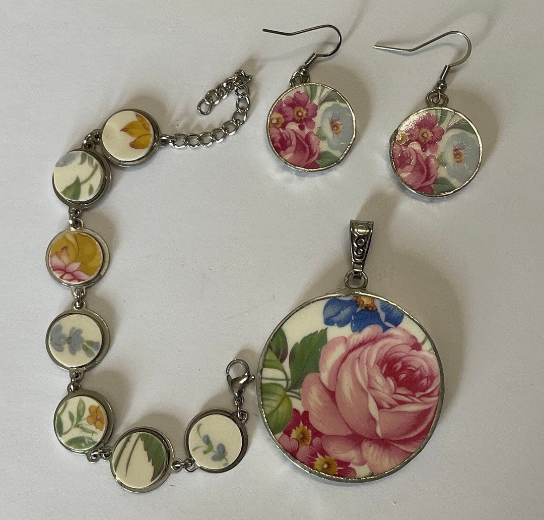 Flower Broken China Jewelry #211 - Etsy