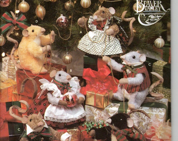 Mouse Pattern With Wardrobe Christmas Decoration Stuffed Toy 8 Inch ...