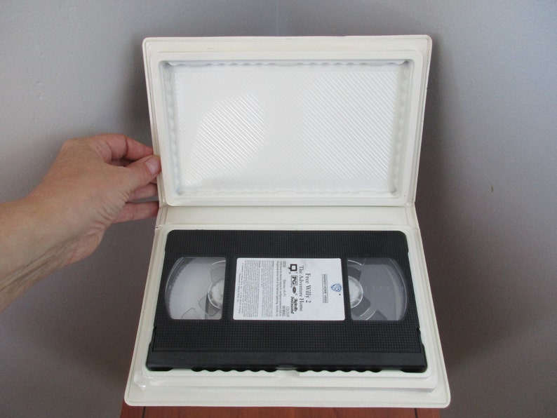 Vintage Preowned WB warner Bros. VHS Clam Shell Tapes Your - Etsy UK