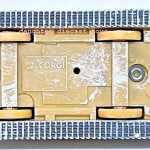 German PANZER TANK With Short-barrel HOWITZER Adult Collector Model ...