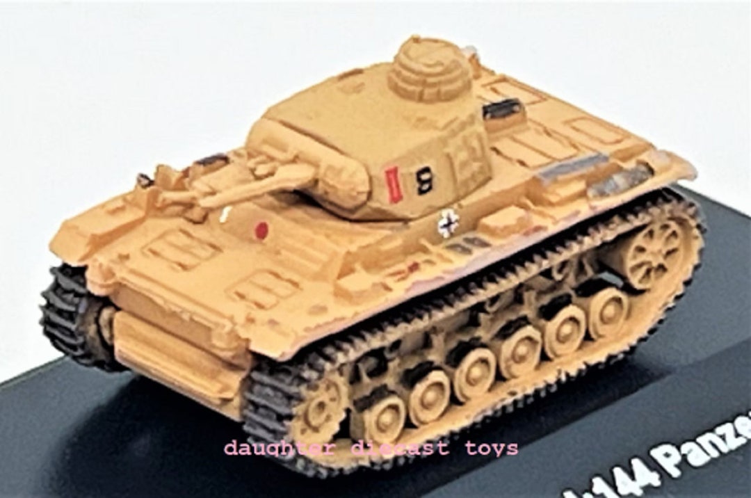 WWII German PANZER III Tank 1:144 Scale-intricate Mini-replica in ...