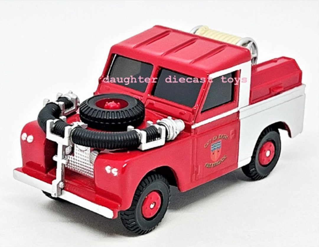 BATH Maine Fire Dept LAND Rover-adult Collector Model-intricate Diecast ...