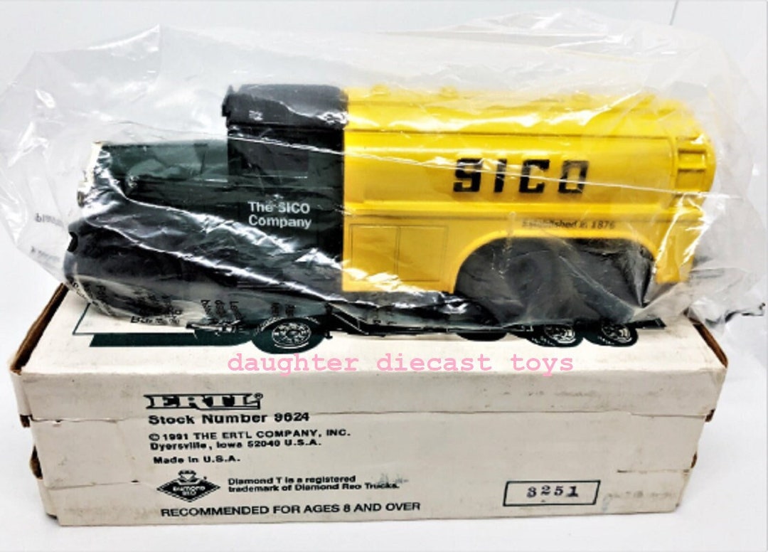 1930 Diamond T Sico TANKER TRUCK- Ertl Bank- Pristine Condition Diecast ...