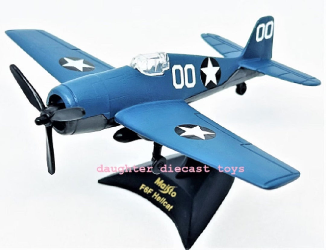 GRUMMAN F6F HELLCAT Diecast Metal Airplane- With Stand! Mint Condition ...