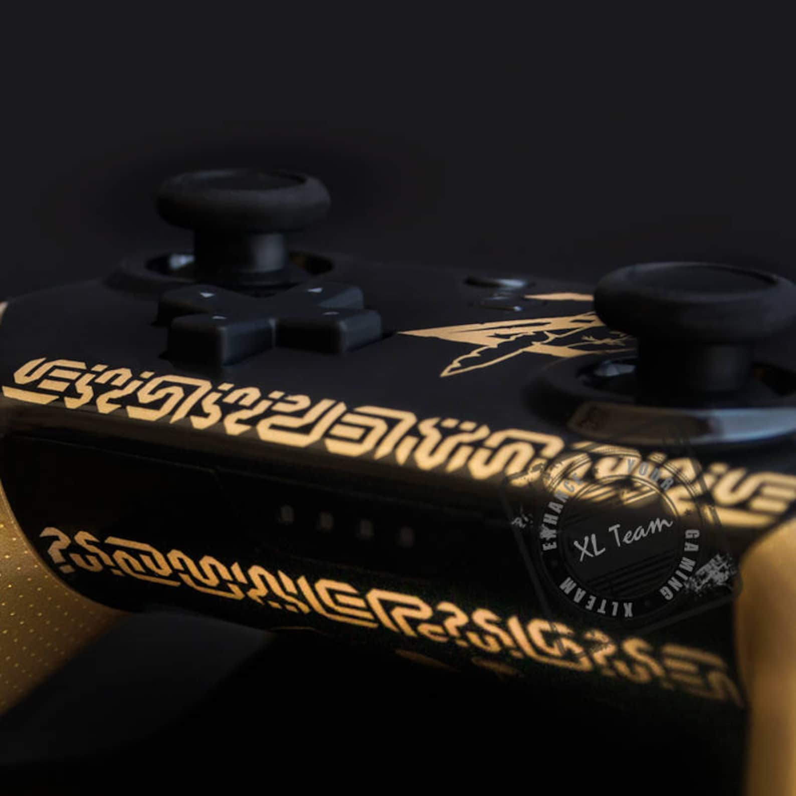 Custom the Legend of Zelda Breath of the Wild Themed Nintendo Switch ...