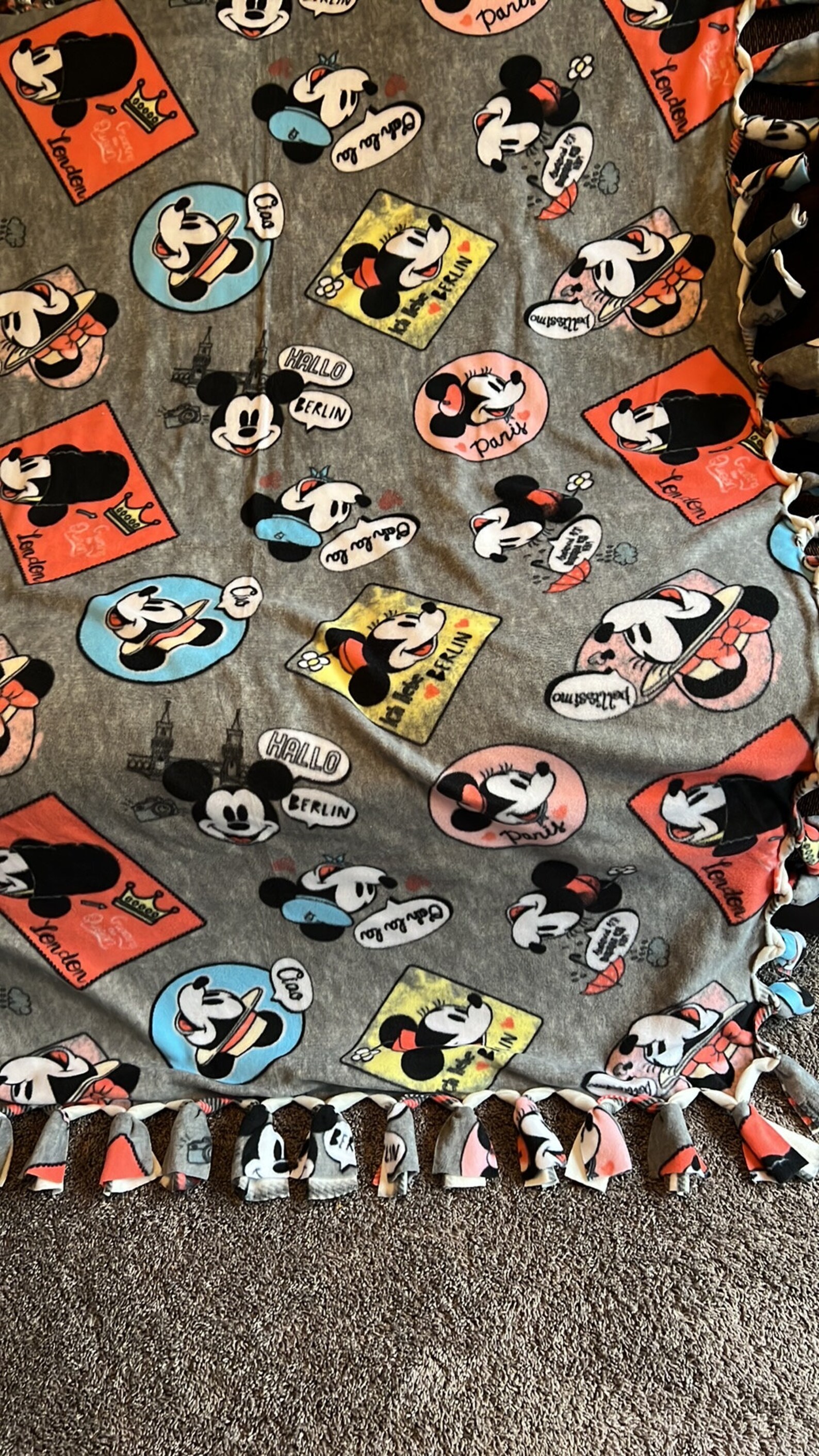Mickey Mouse Minnie Mouse Fleece Blanket. - Etsy