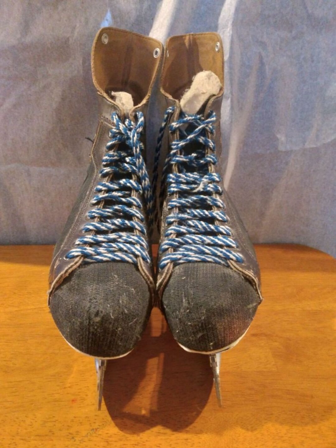 Vintage Mens Two Tone CCM Mustang Canadian Racing Ice Skates Men's 8.5 ...