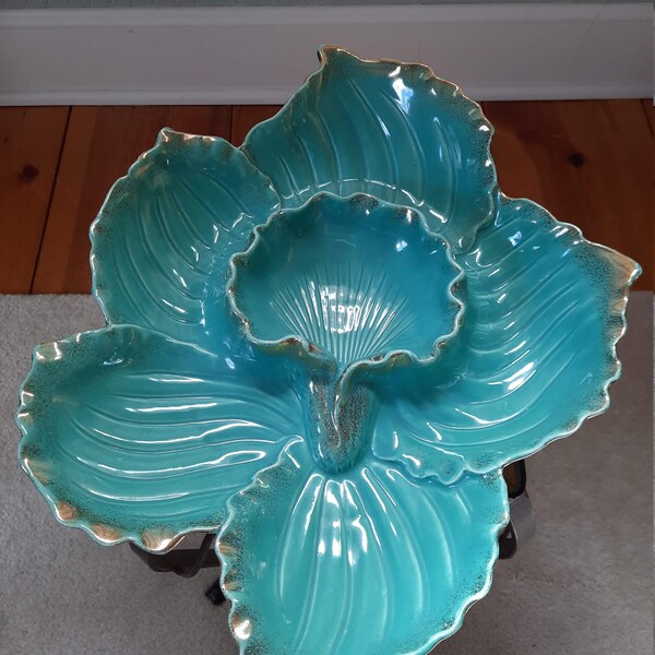 California Original Pottery Leaf Tray - Etsy