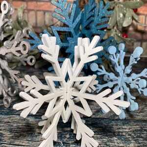 Set of 5 Wood Snowflakes Christmas Decor Christmas Tiered - Etsy