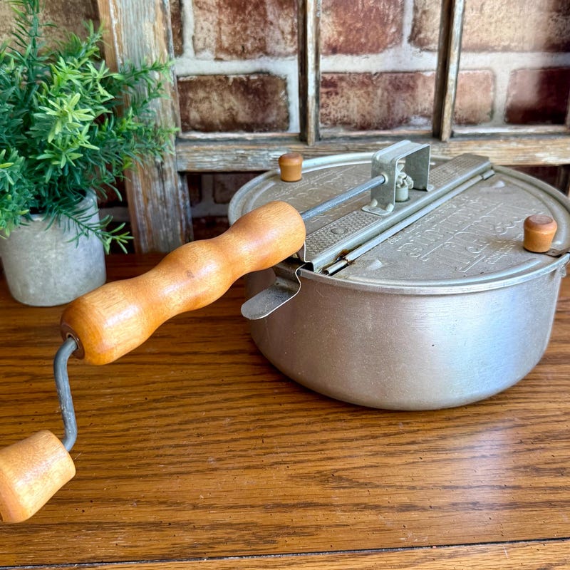 Vintage Popcorn Maker - Etsy