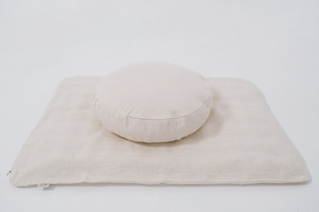 Beige Meditation Set Zafu & Zabuton With Buckwheat Hulls With an ...