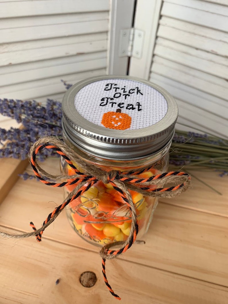 Trick or Treat Mason Jar, Mason Jar Decor, Halloween Decor, Halloween ...