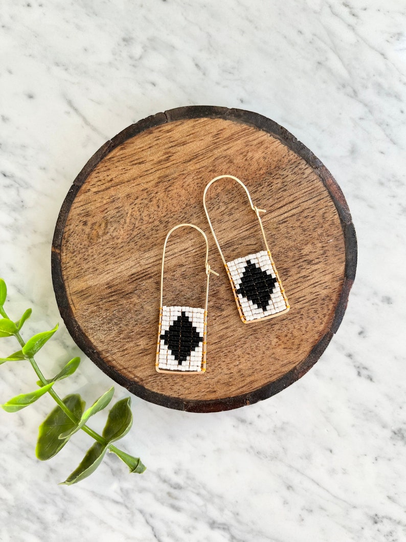 Black and White Beaded Earrings Beaded Diamond Pattern - Etsy