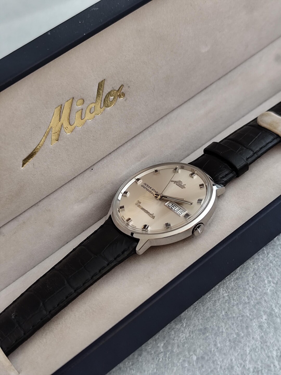 Vintage NOS Mido Commander Ocean Star Commander Datoday 8419 Automatic ...