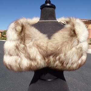 S (6-8) Real BLUE FOX Fur Stole Stoll Shawl Wrap, by SAGA Fox, Ivory W ...
