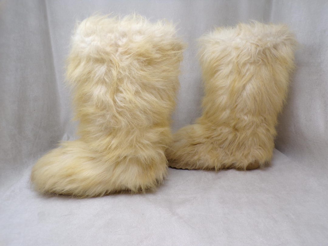Wm 8 Real GOAT Fur Boots, Nice Quality, BEIGE, Apres Ski Boots, Real ...