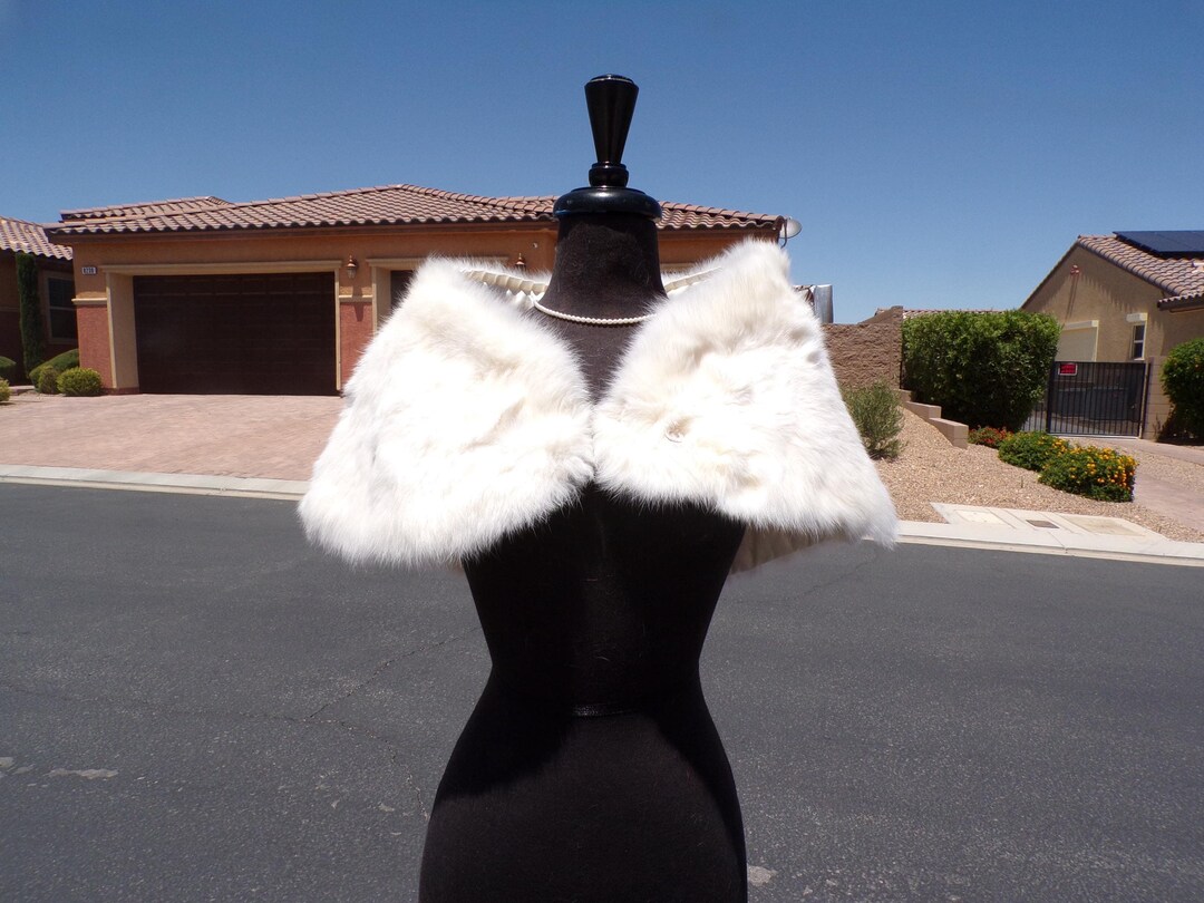 M (8-10) Real RABBIT FUR Stole Shawl Wrap, Rabbit Fur in Ivory/white ...