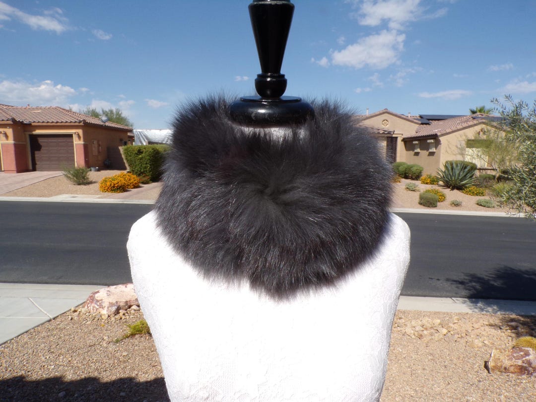 20" Real FOX Fur Scarf, Woman's Collar W Magnetic Closure, Arctic Fox ...