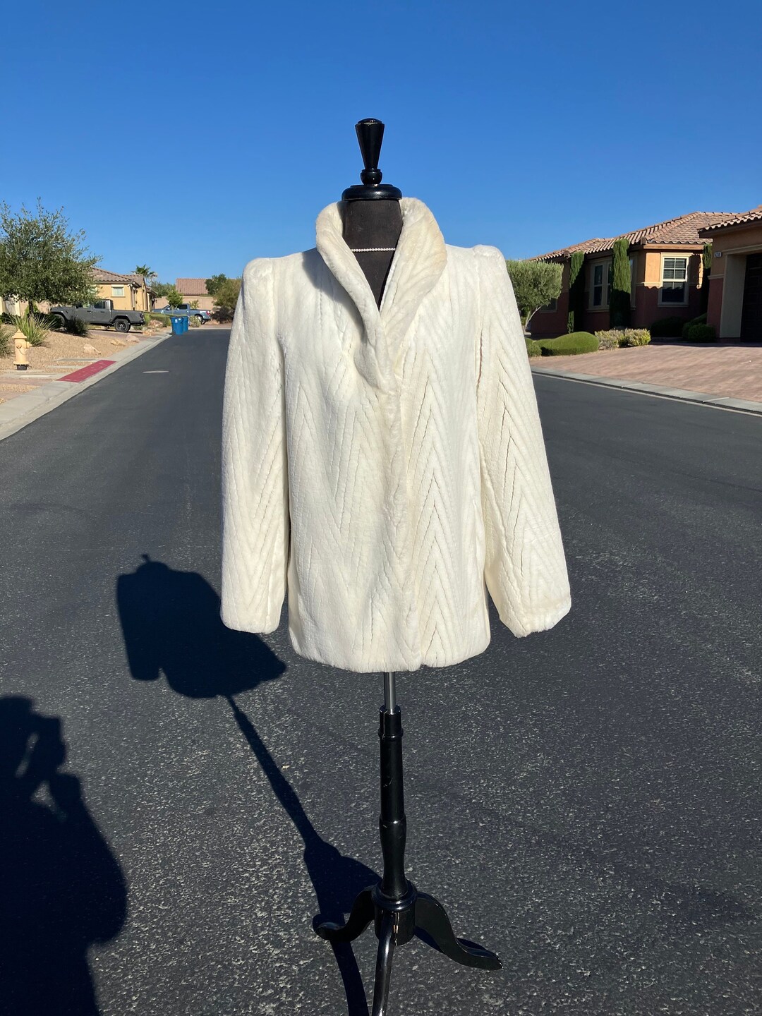 M-T (10T) Style V-I, FAKE Fur, FAUX Fur, Vegan Fur Imitation Sheared ...