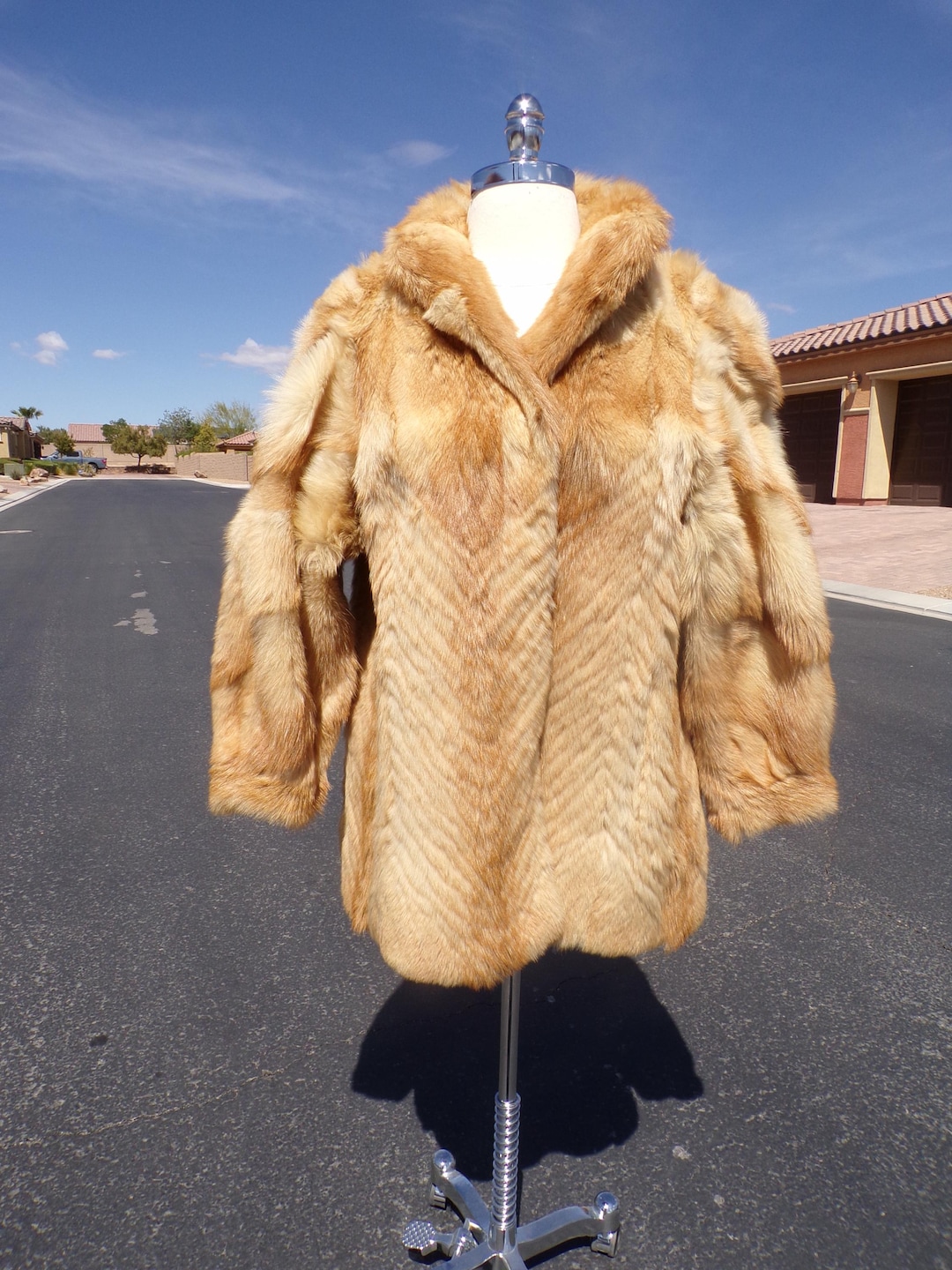 Men's (M-L) Real NANNY GOAT Fur Jacket Coat, Unisex, Hip-length, Golden ...