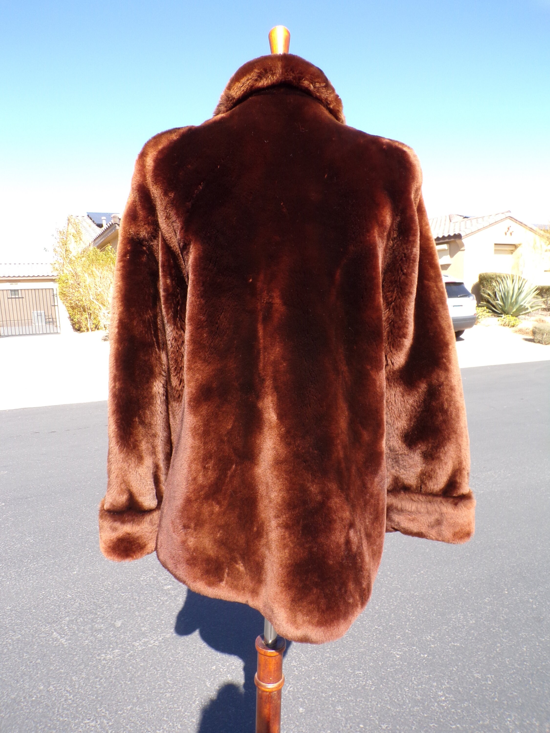Mouton Fur Coat | ppgbbe.intranet.biologia.ufrj.br