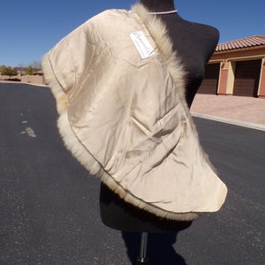 S (6-8) Real BLUE FOX Fur Stole Stoll Shawl Wrap, by SAGA Fox, Ivory W ...