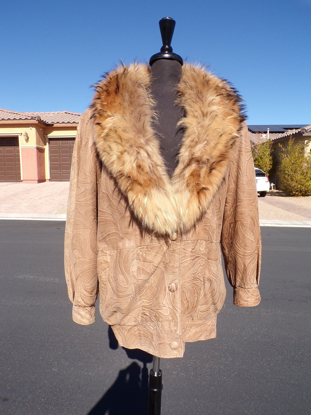 L 10-12 Real FINN RACCOON FUR Collar on Embossed Tan Leather Hip-length ...