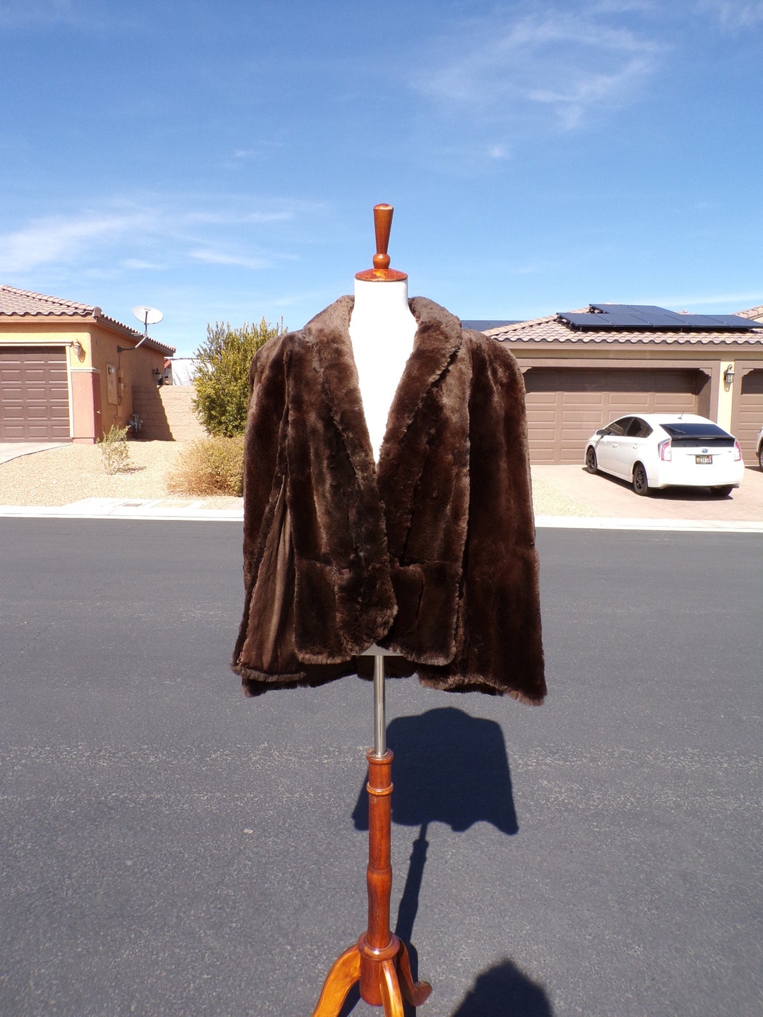 L 10-12 Real SHEARED MUSKRAT FUR Swing Cape Shawl, Dark Brown, Vintage ...