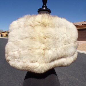 S (6-8) Real BLUE FOX Fur Stole Stoll Shawl Wrap, by SAGA Fox, Ivory W ...