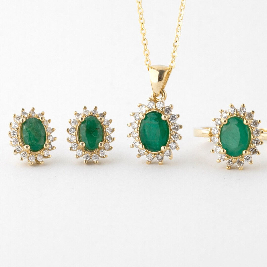 Emerald Oval Halo Set Gold 10k, Diamond Halo Set, Sapphire Halo Ring ...