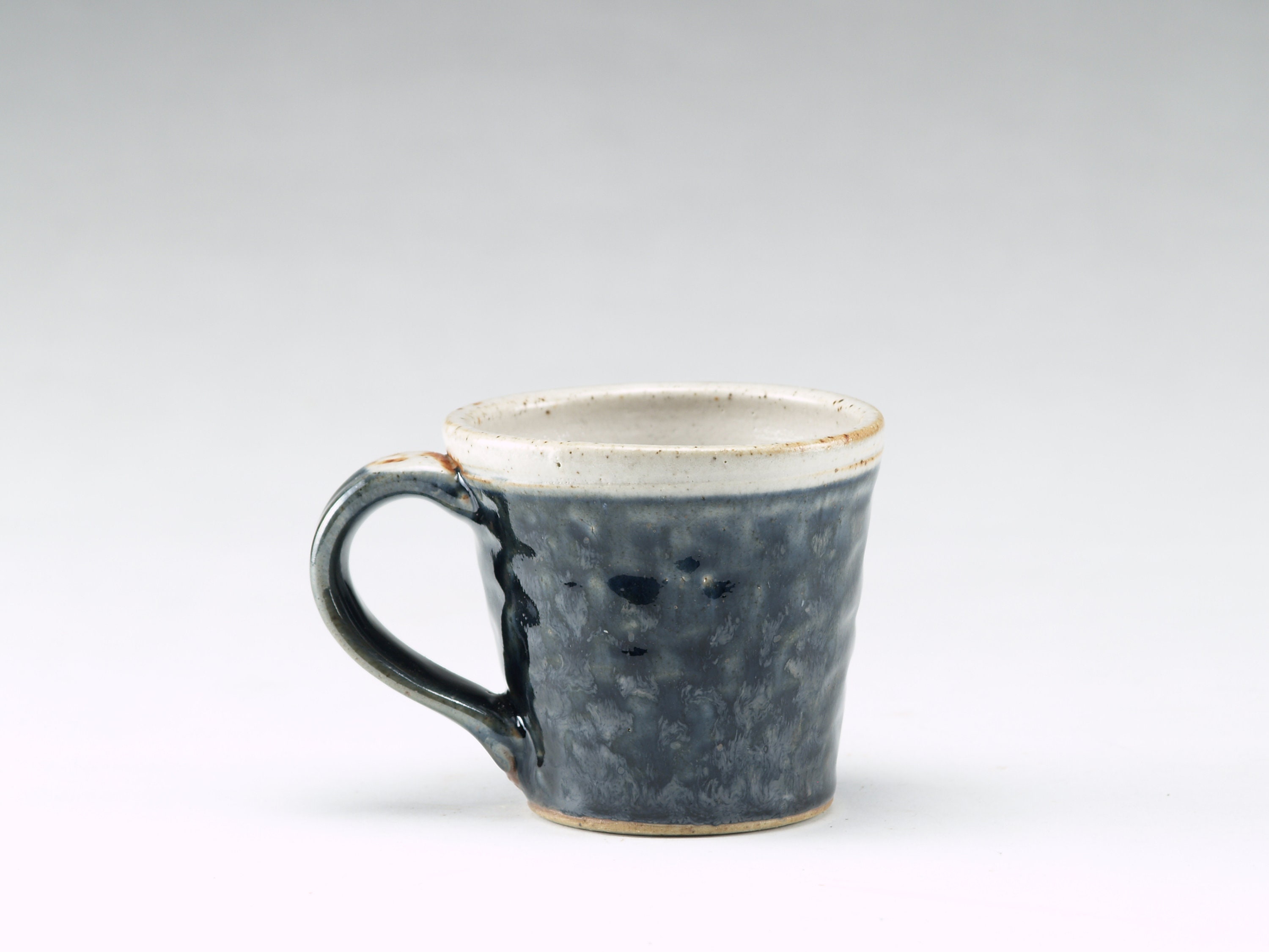 V-shape Mug With Handle Wheel Thrown Mug V-shape Bicolor - Etsy