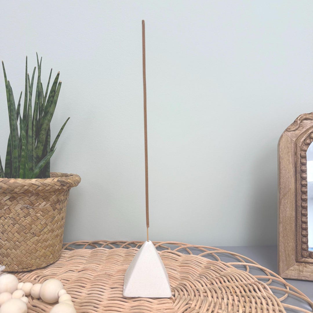 Minimalist Ceramic Pyramid Incense Holder - for Meditation - Etsy